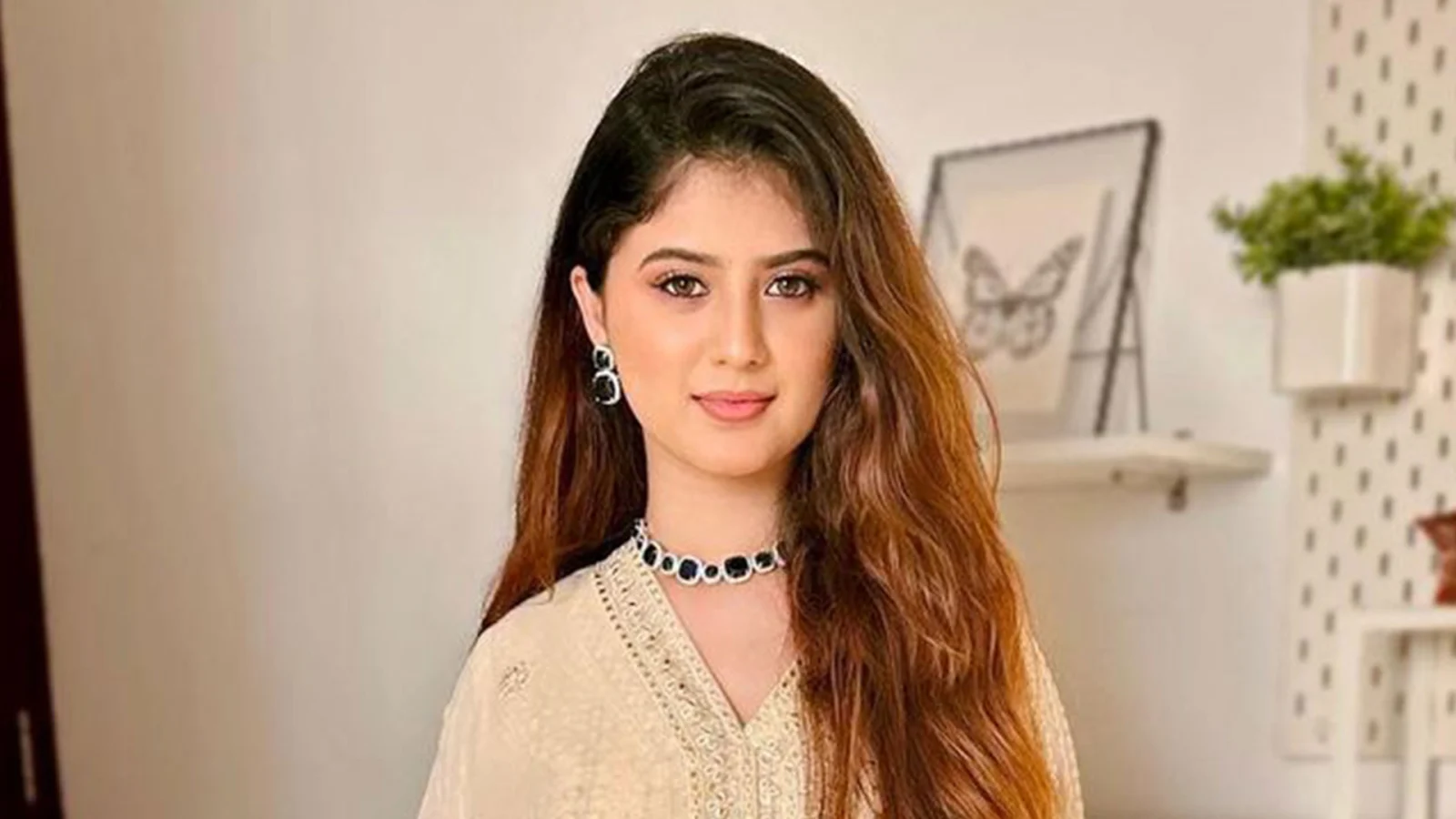 Arishfa Khan Biography, Height, Weight, Age, Instagram, Boyfriend ...