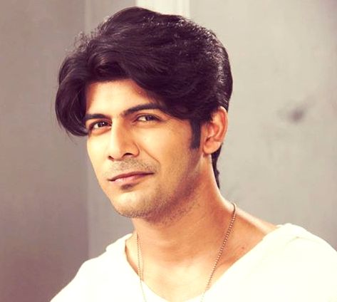 Tara From Satara Serial Cast, Real Names, Age, Salary, Net Worth ...