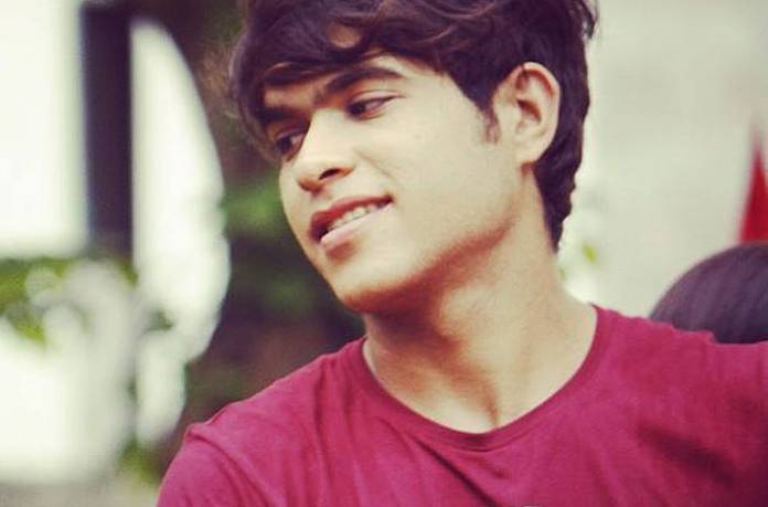 Aisi Deewangi Dekhi Nahi Kahi Serial Cast, Real Names, Age, Salary, Net ...