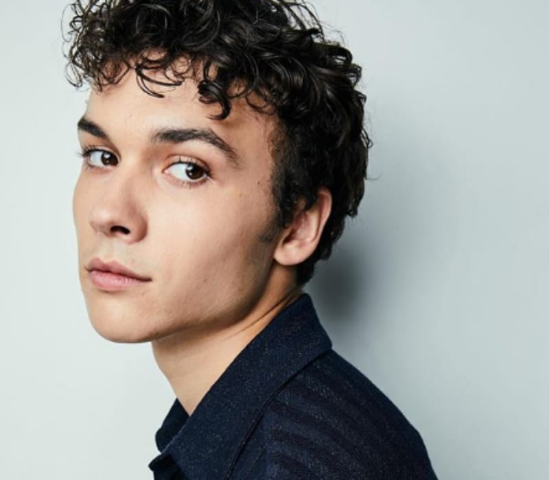 Benjamin Wadsworth Biography, Height, Weight, Age, Movies, Wife, Family ...