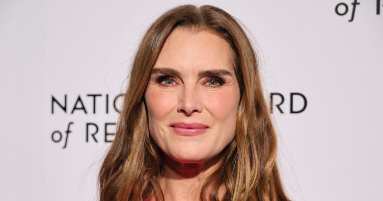 Brooke Shields Biography, Height, Weight, Age, Movies, Husband, Family ...