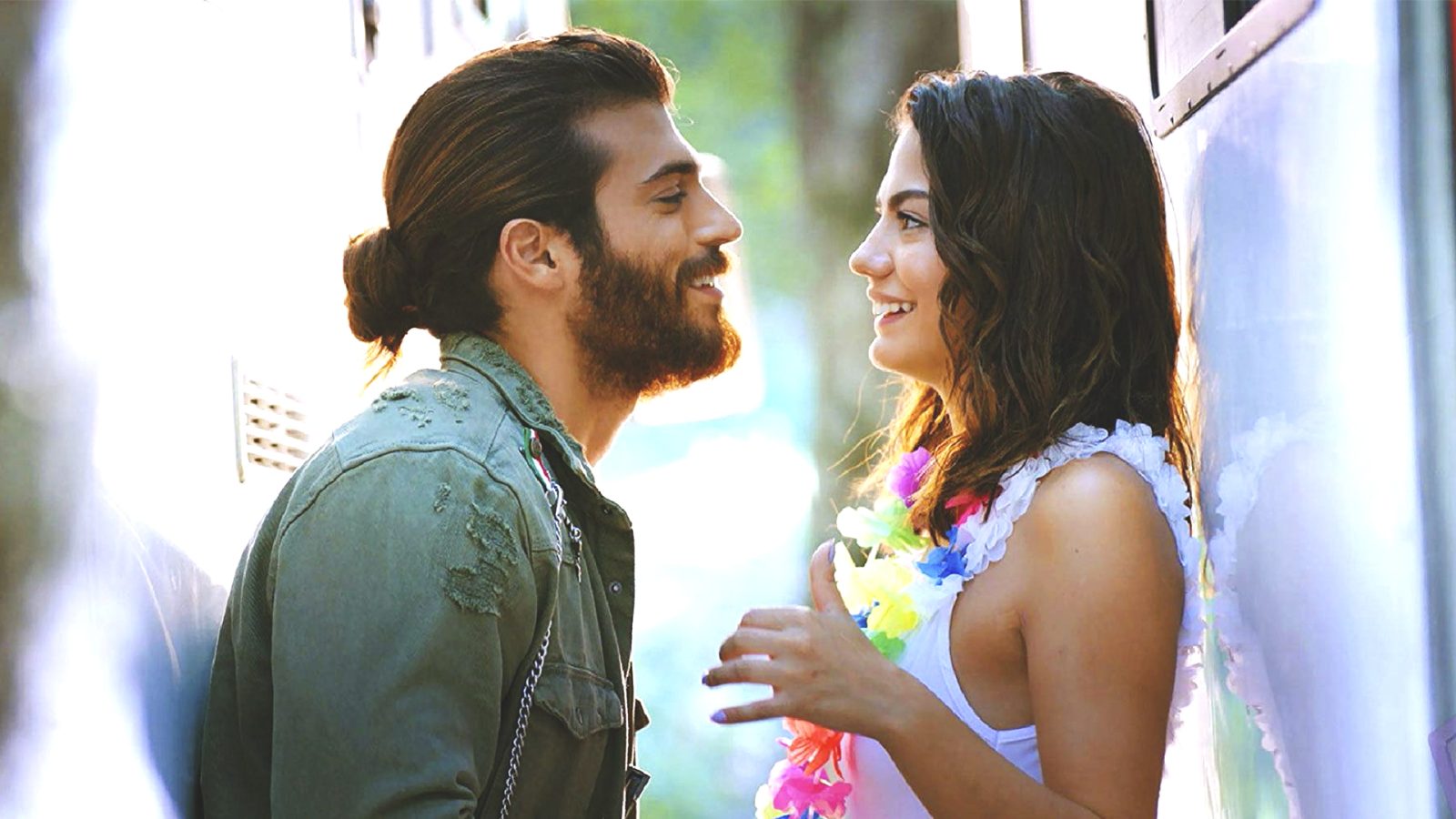 Can Yaman Biography, Height, Weight, Age, Movies, Wife, Family, Salary ...