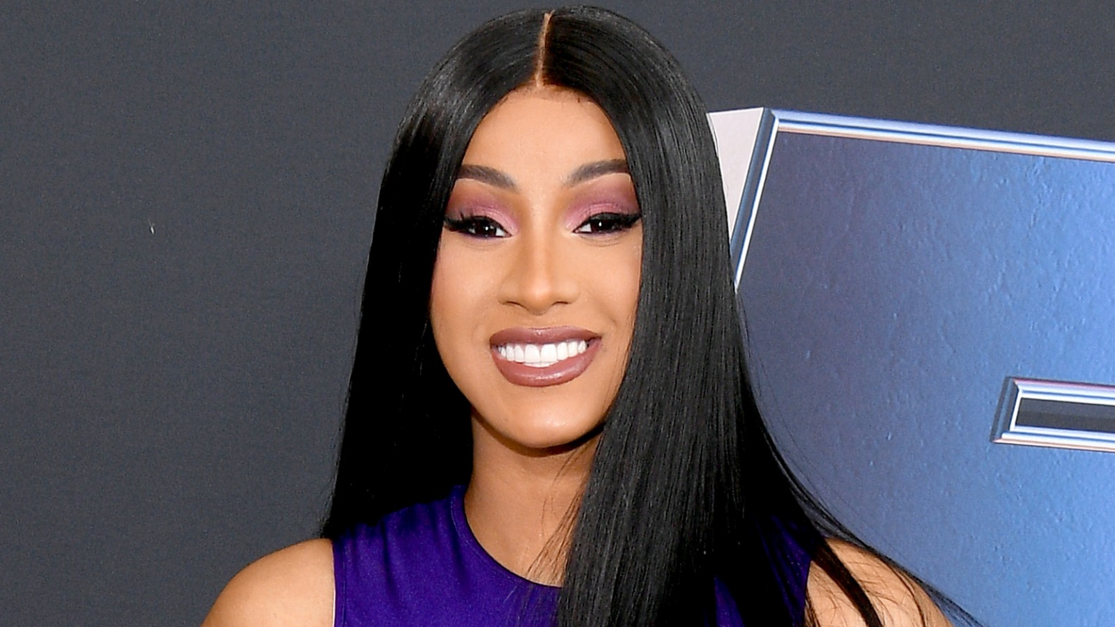 Cardi B Biography, Height, Weight, Age, Movies, Husband, Family, Salary ...