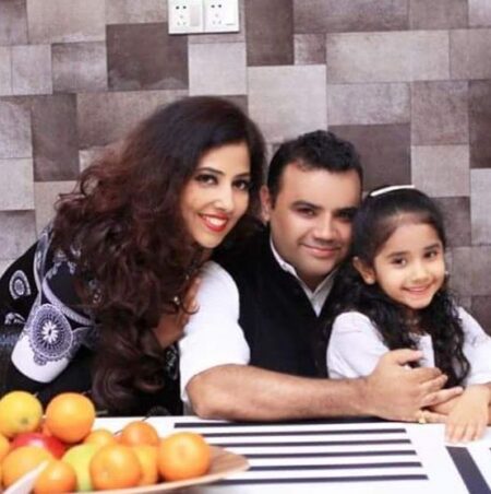 Chahat Tewani Biography, Height, Age, TV Serials, Husband, Family ...