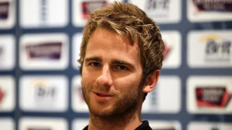 Chase Williamson Biography, Height, Weight, Age, Movies, Wife, Family ...