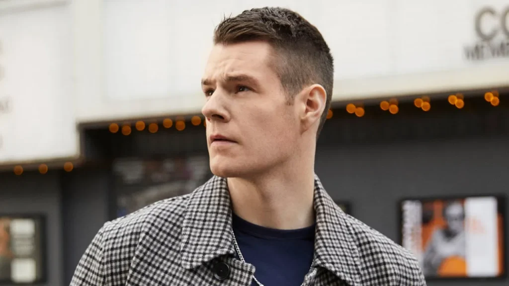Connor Swindells Biography, Height, Weight, Age, Movies, Wife, Family ...