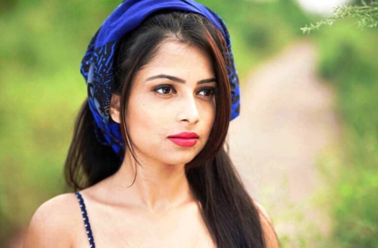 Diya Aur Baati Hum Serial Cast, Real Names, Age, Salary, Net Worth ...
