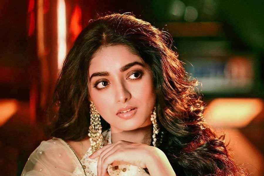 Ishaa Saha Biography, Height, Age, TV Serials, Husband, Family, Salary ...