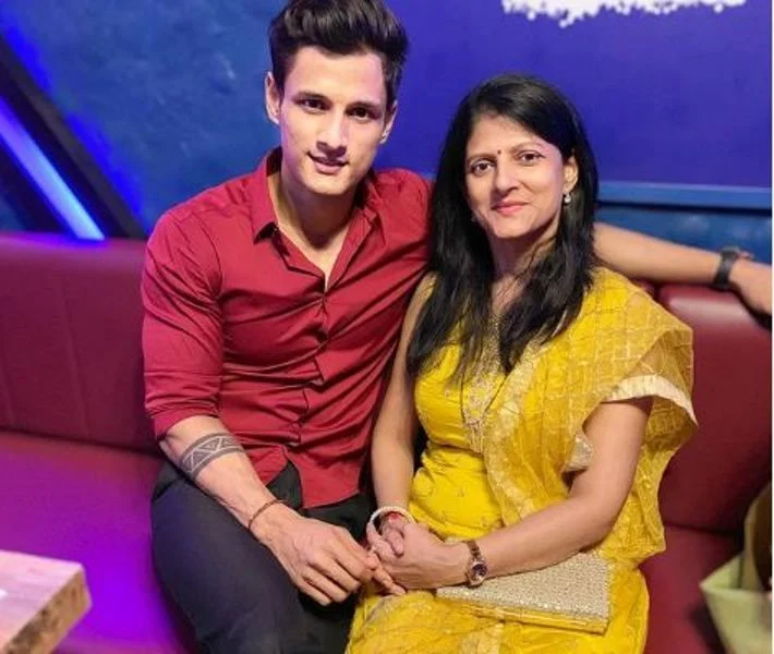 Jay Dudhane Biography, Height, Age, TV Serials, Wife, Family, Salary ...