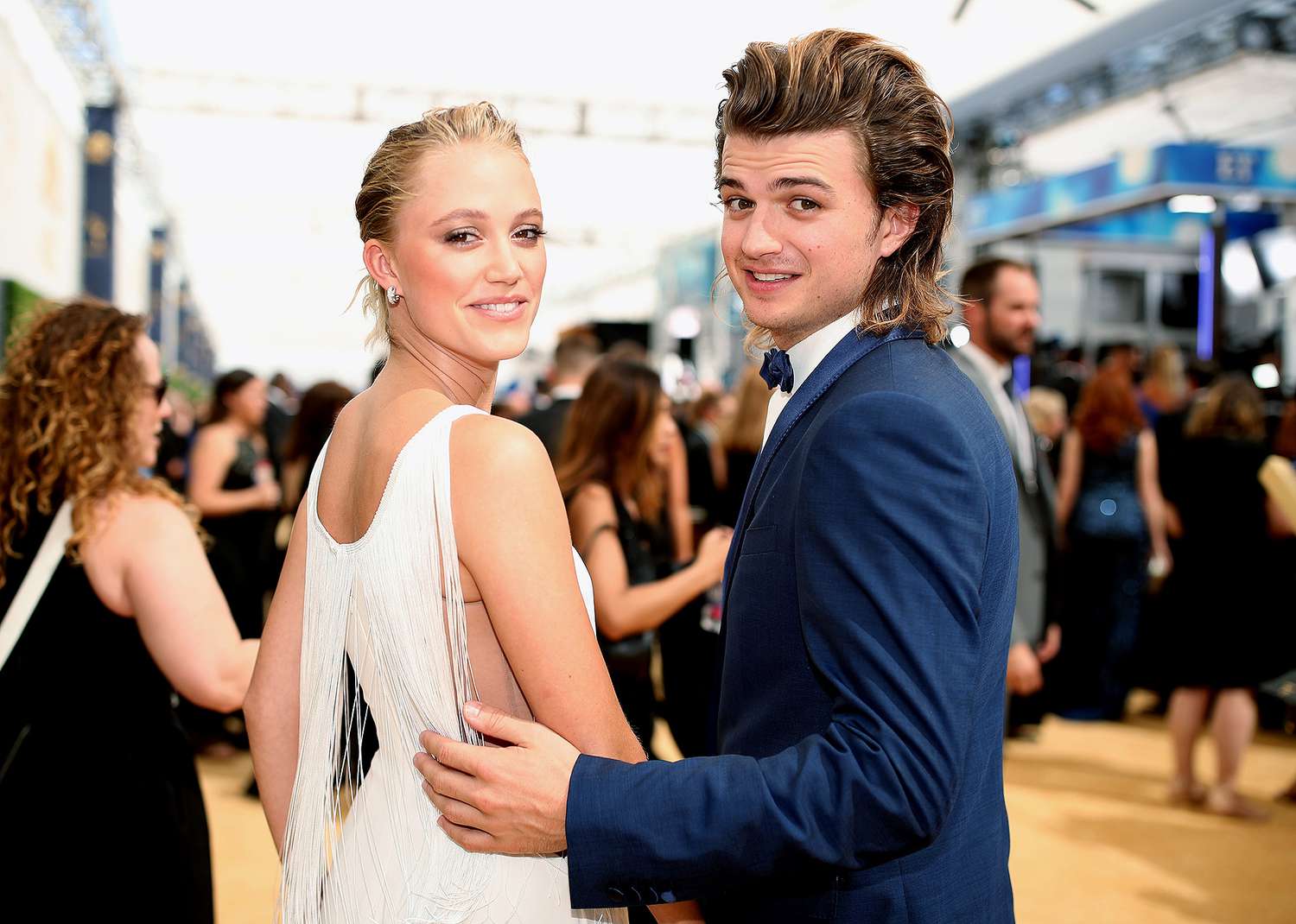Joe Keery Biography, Height, Weight, Age, Movies, Wife, Family, Salary ...