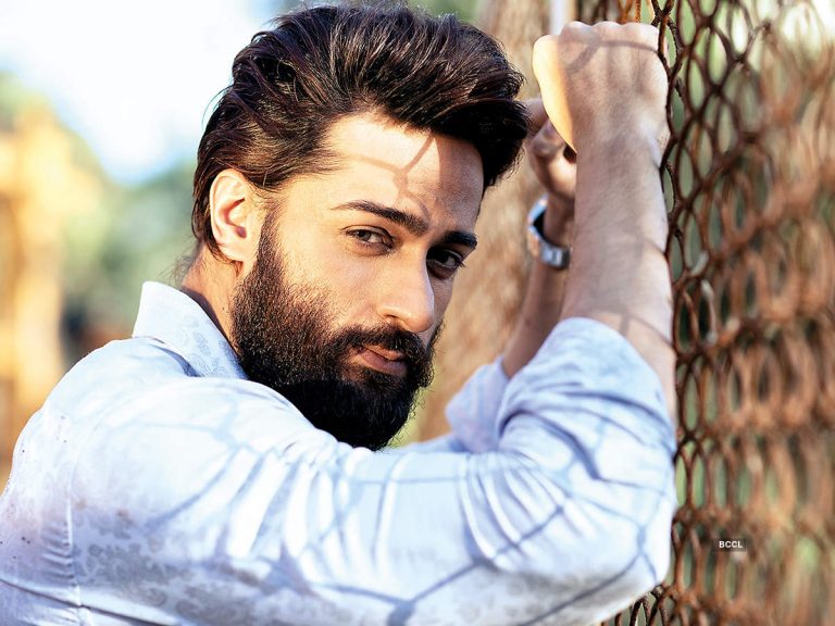 Naagin Serial Cast, Real Names, Age, Salary, Net Worth, Timing, Story ...