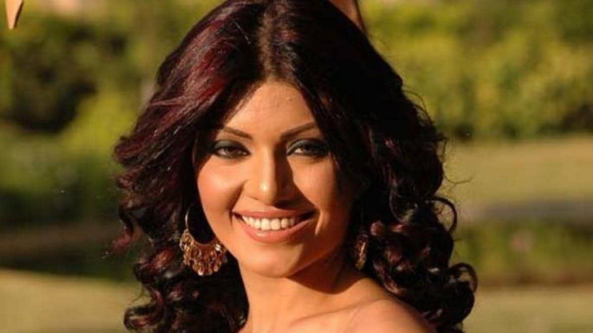 Koena Mitra Biography, Height, Age, TV Serials, Husband, Family, Salary ...