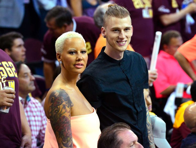Machine Gun Kelly Biography, Height, Weight, Age, Movies, Wife, Family ...