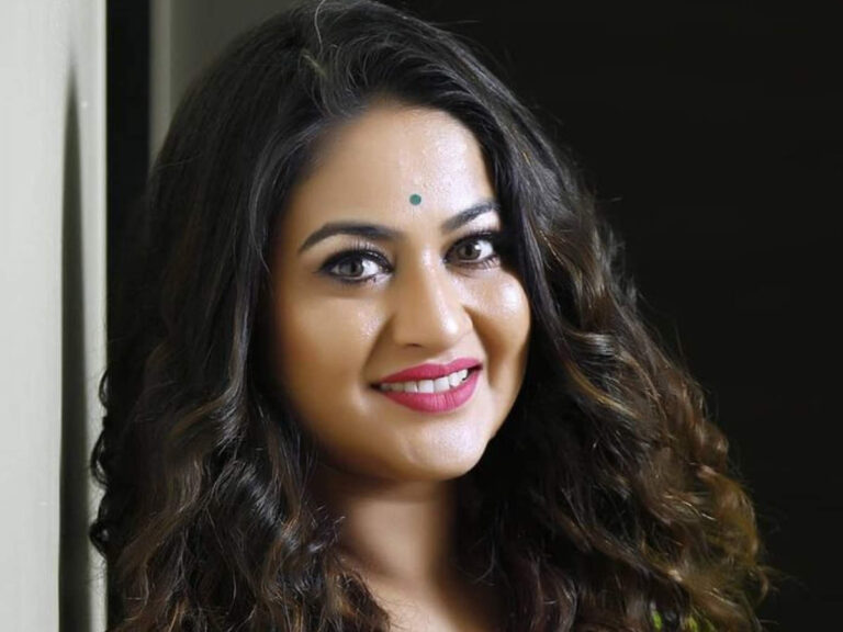 Devmanus Serial Cast, Real Names, Age, Salary, Net Worth, Timing, Story ...