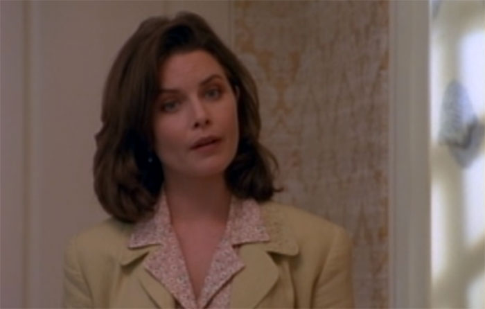 Mitzi Kapture Biography, Height, Weight, Age, Movies, Husband, Family ...