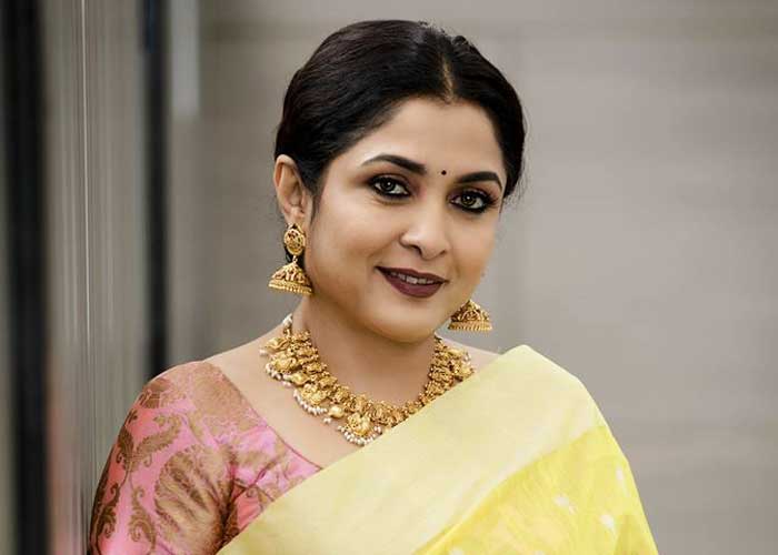 Ramya Krishnan Biography, Height, Weight, Age, Movies, Wife, Family ...