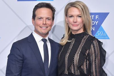 Scott Wolf Biography, Height, Weight, Age, Movies, Wife, Family, Salary ...