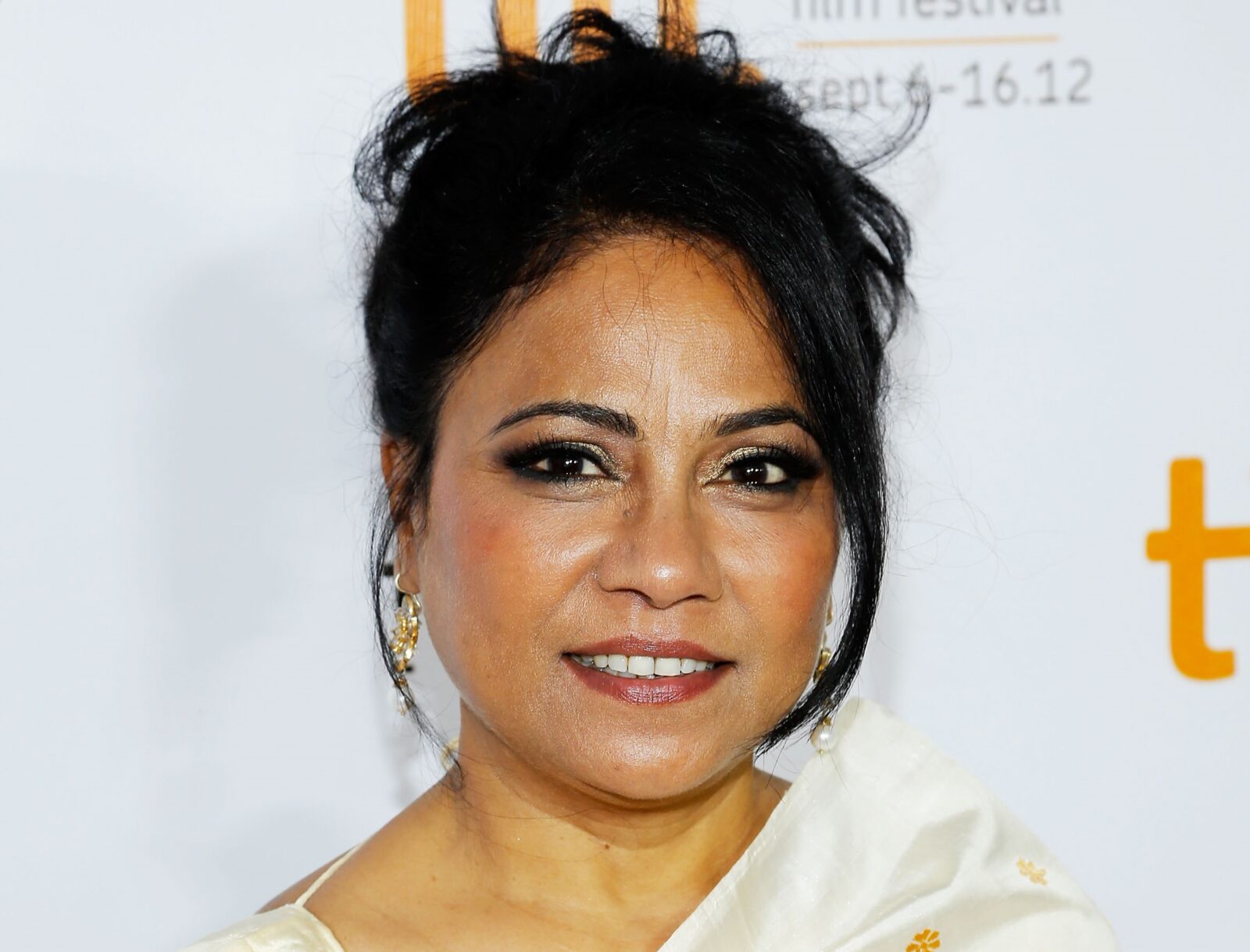 Seema Biswas Biography, Height, Age, TV Serials, Husband, Family ...