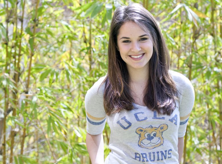 Shanley Caswell Biography, Height, Weight, Age, Movies, Husband, Family ...