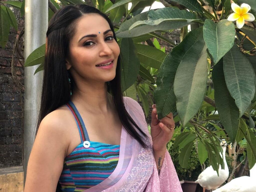 Yeh Un Dinon Ki Baat Hai Serial Cast, Real Names, Age, Salary, Net ...