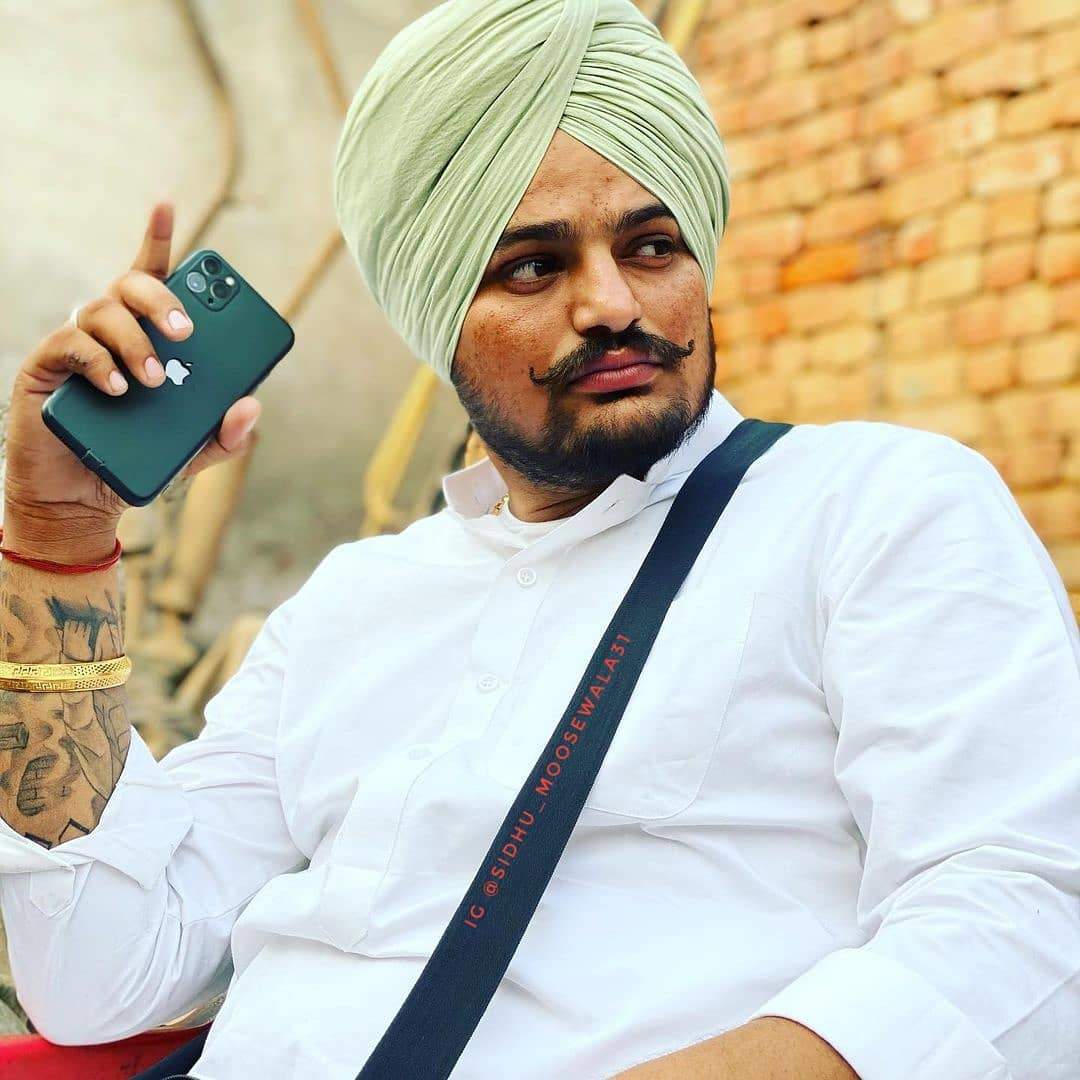 Sidhu Moosewala Biography, Height, Weight, Age, Songs, Wife, Family ...