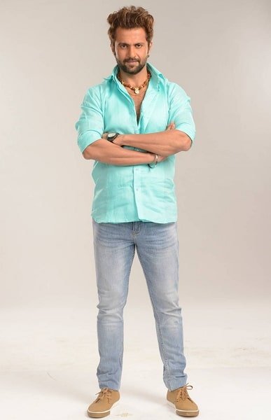 Aamir Dalvi Biography, Height, Age, TV Serials, Wife, Family, Salary ...