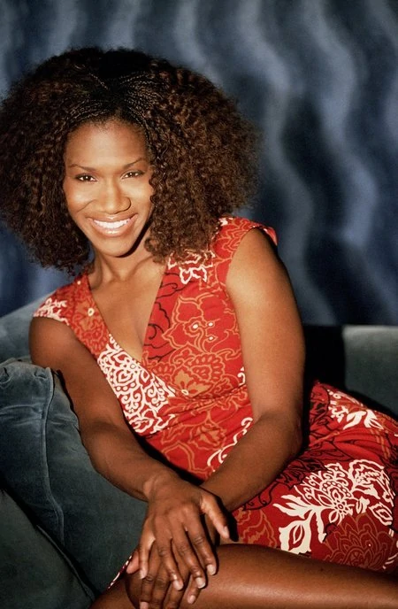 Angelique Perrin Biography, Height, Weight, Age, Movies, Husband ...