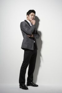 Heo Sung-tae Biography, Height, Weight, Age, Movies, Wife, Family ...