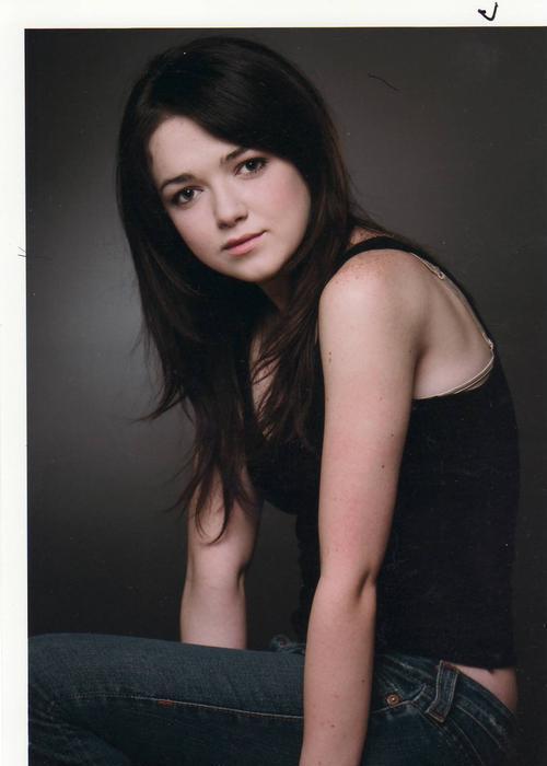 Karle Warren Biography, Height, Weight, Age, Movies, Husband, Family ...