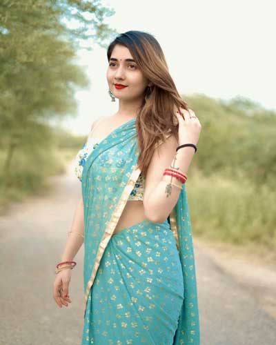 Nisha Bhatt Biography, Height, Weight, Age, Instagram, Boyfriend ...