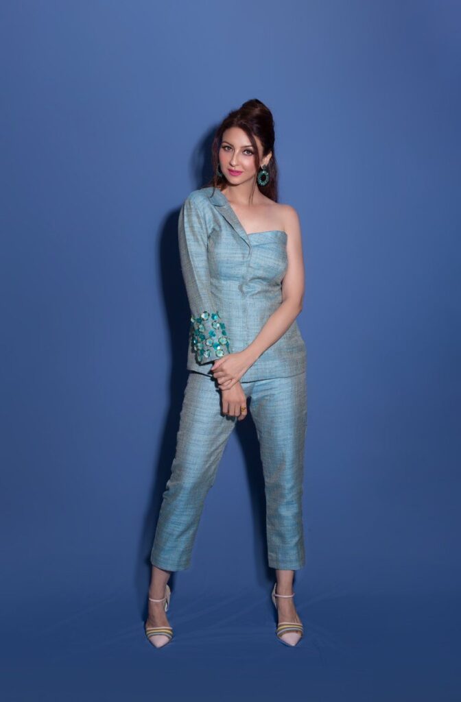 Saumya Tandon Biography, Height, Age, TV Serials, Husband, Family ...