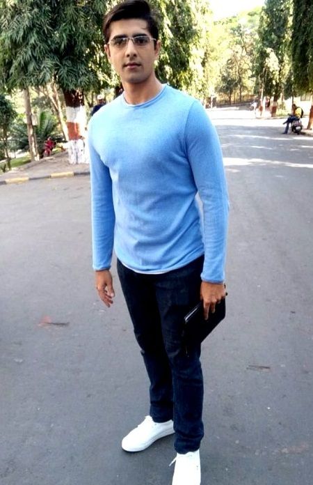 Shehzad Shaikh Biography, Height, Age, TV Serials, Wife, Family, Salary ...