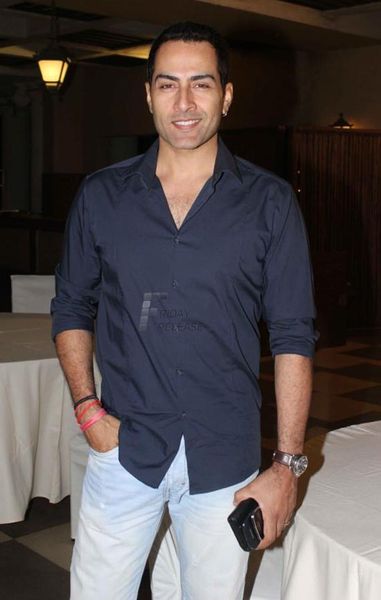 Sudhanshu Pandey Biography, Height, Age, TV Serials, Wife, Family ...