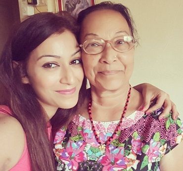 Sunayana Fozdar Biography, Height, Age, TV Serials, Husband, Family ...