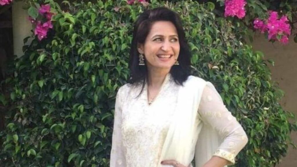 Chupke Chupke (Hum TV) Drama Series Analysis: Story, Episodes, Cast ...