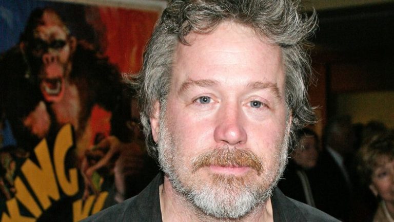 Tom Hulce Biography, Height, Weight, Age, Movies, Wife, Family, Salary ...
