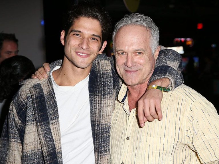 Tyler Posey Biography, Height, Weight, Age, Movies, Wife, Family ...