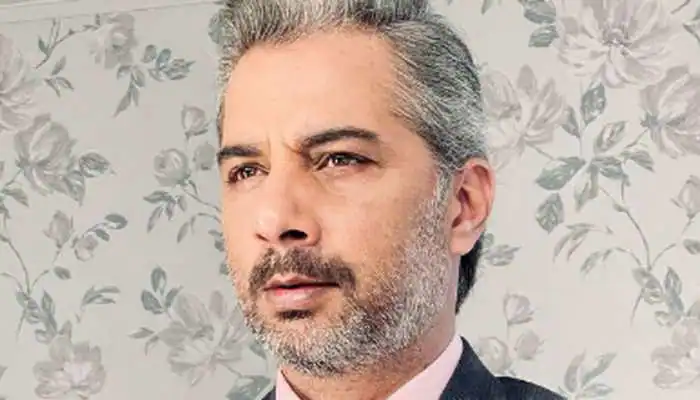 Varun Badola Biography, Height, Age, TV Serials, Wife, Family, Salary ...