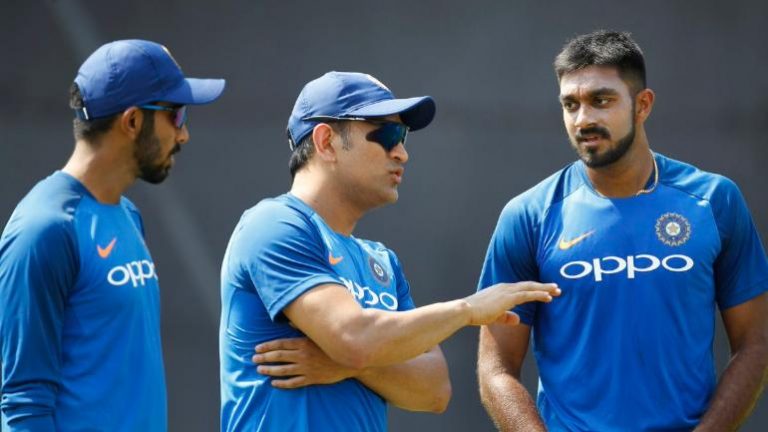 Vijay Shankar Biography, Height, Weight, Age, Salary, Net Worth, Wife ...