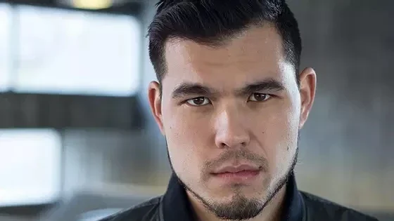 Wes Jetton Biography, Height, Weight, Age, Movies, Wife, Family, Salary ...