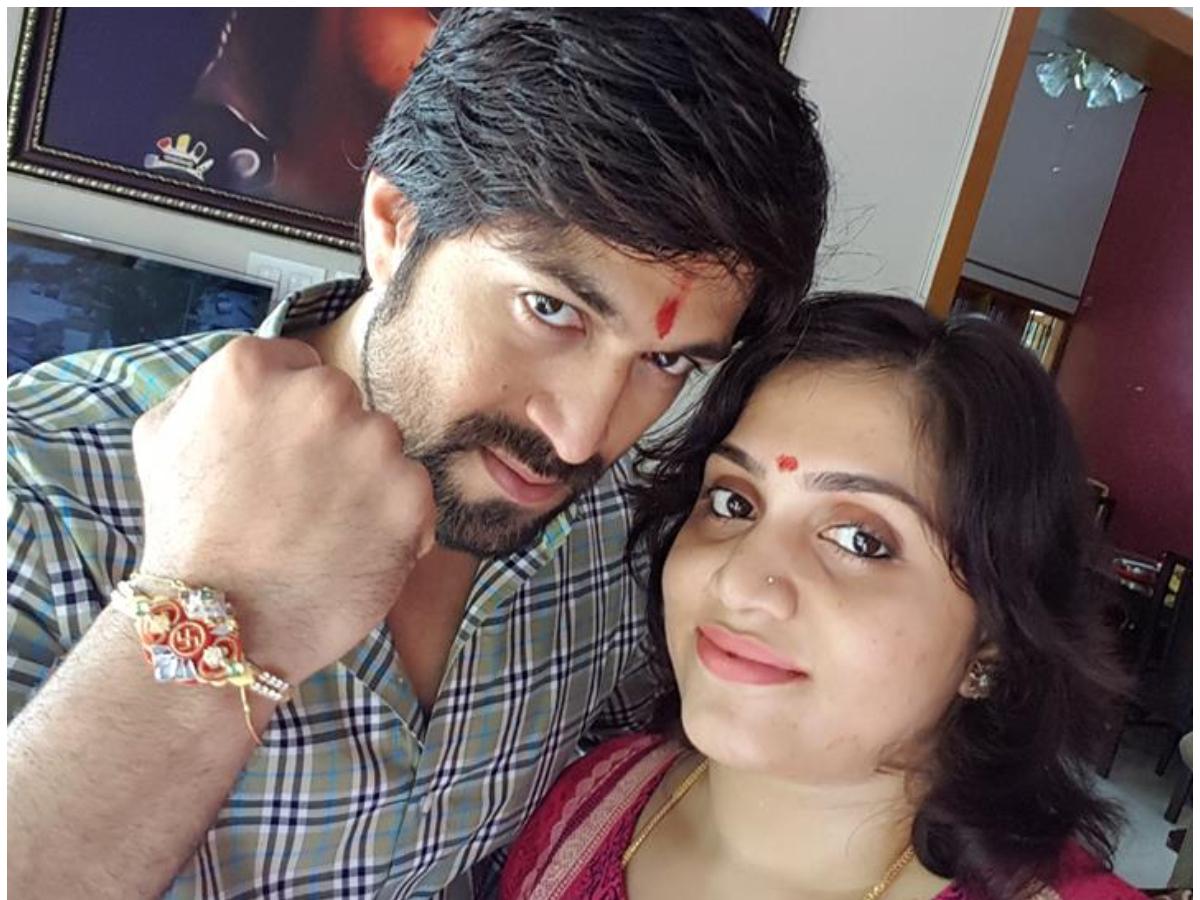 Yash Biography, Height, Weight, Age, Movies, Wife, Family, Salary, Net ...