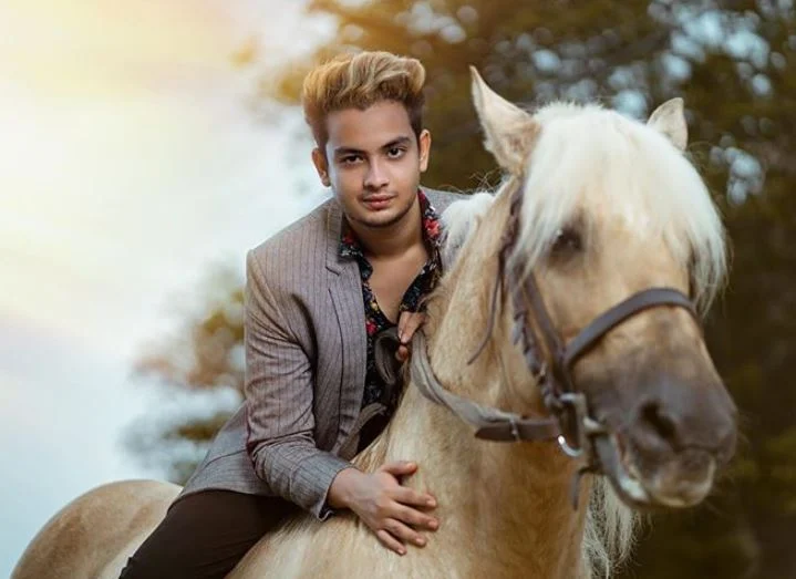 Zabi Khan Biography, Height, Age, TV Serials, Wife, Family, Salary, Net ...